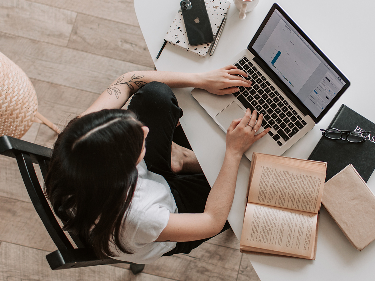 Freebie: Write Real Estate Website Copy that Visitors Love with This ...